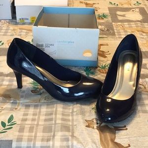 goldfish Shoes | Nwot Gold Glitter Studded Heels | Poshmark